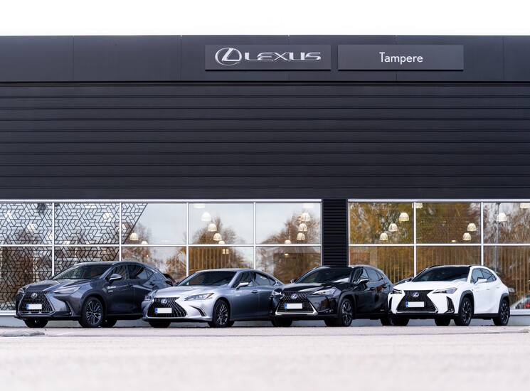 Lexuksen mallisto sähköistyy vauhdilla - ensimmäinen täyssähköauto ...
