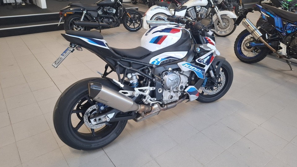 Myydään BMW M1 2023, Tampere (40252718) | Autotalli.com